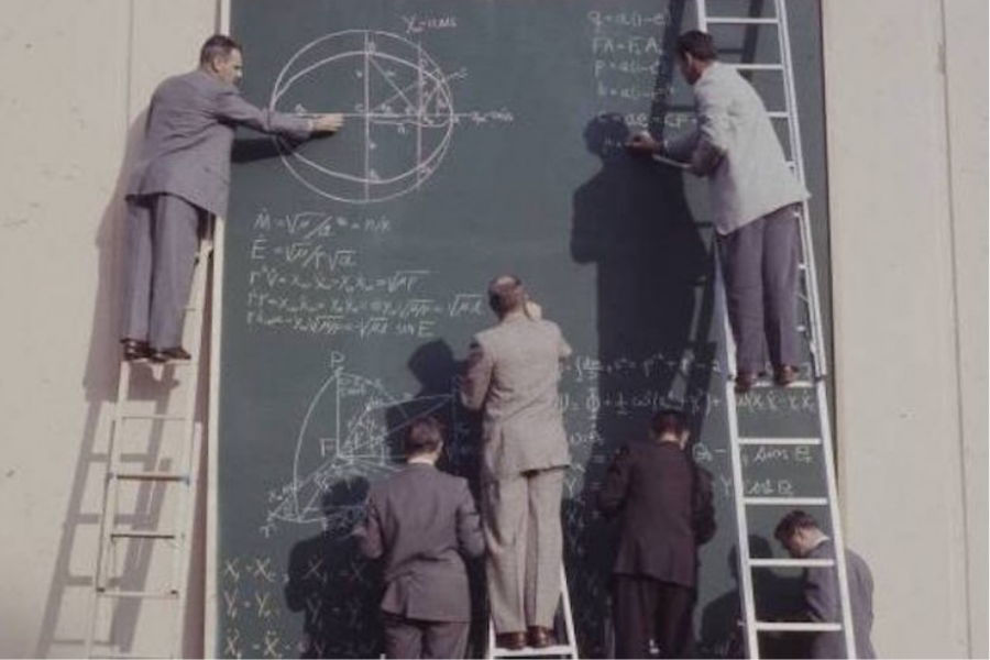 Instant Estimator - Discover The Value of Your Generator!